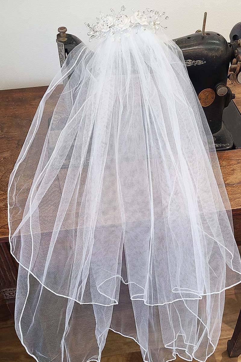 V108 – Petite Adele